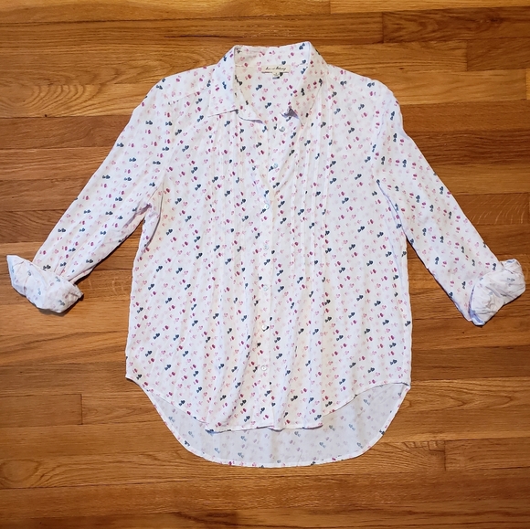 Jane and Delancey | Tops | Jane And Delancey Small White And Pink Heart ...